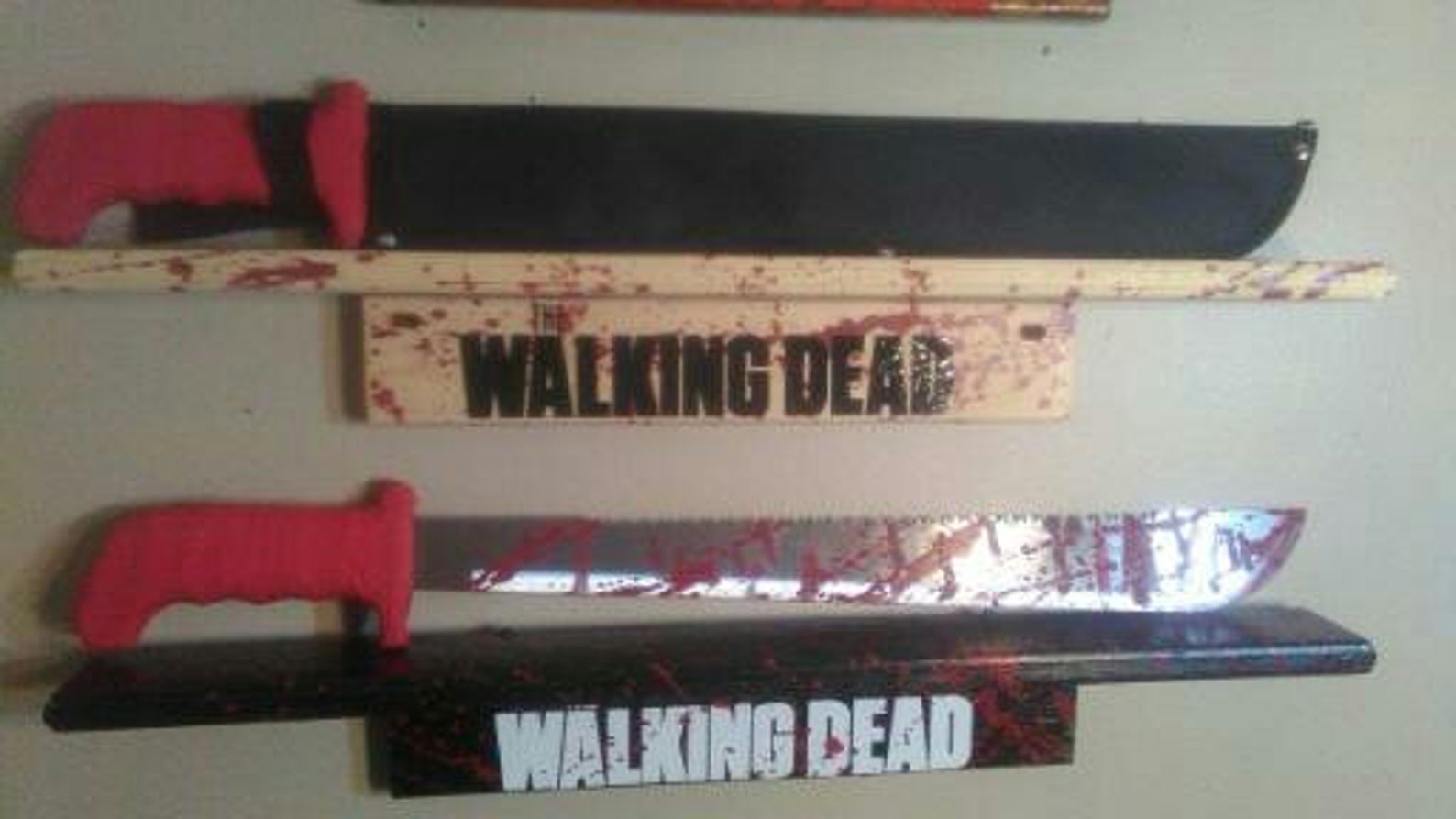 The Walking Dead Rick Grimes Red Handle Machete Prop Amc With Wall ...