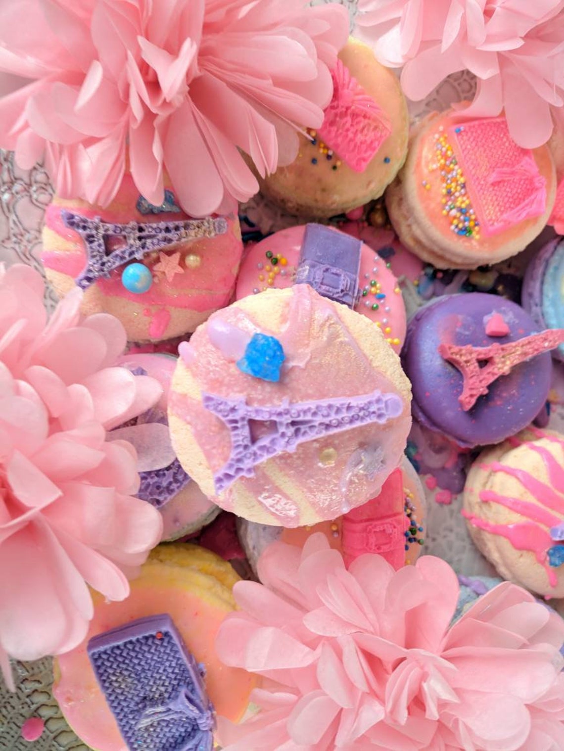 Macaron BATH BOMBS French Macarons Paris Theme Macaroons - Etsy