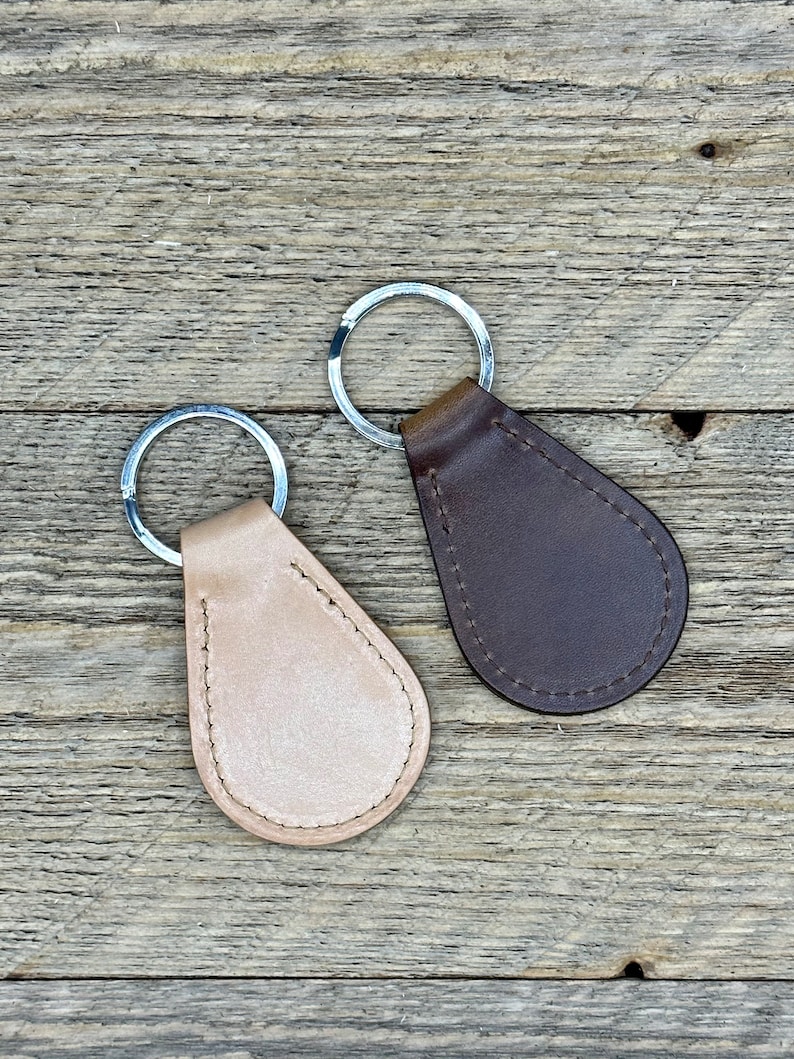 Handmade Leather Keychain - Mama - Engraved - Etsy