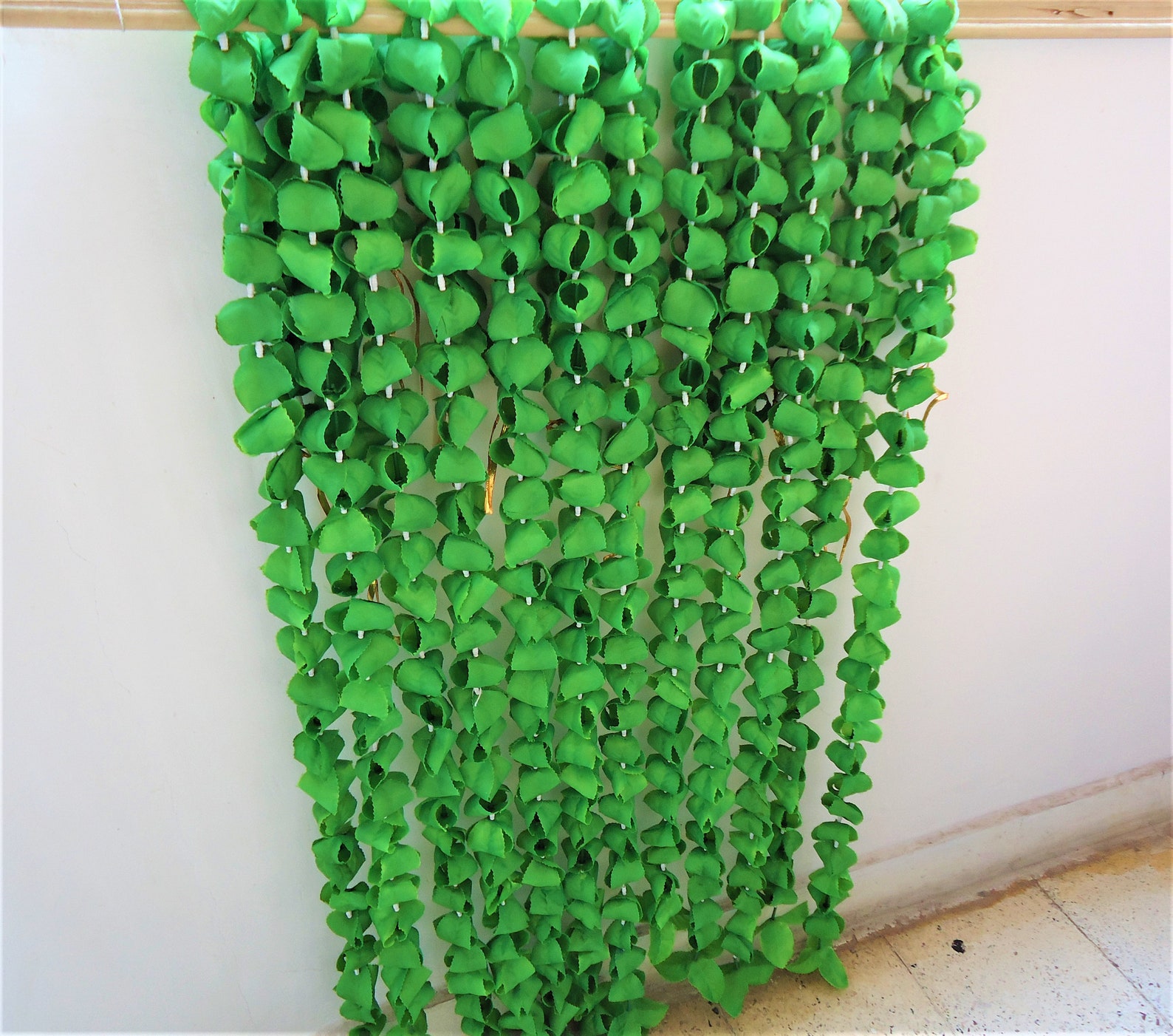 Green Leaf Vine Garden Decor Party Decoration Camo - Etsy