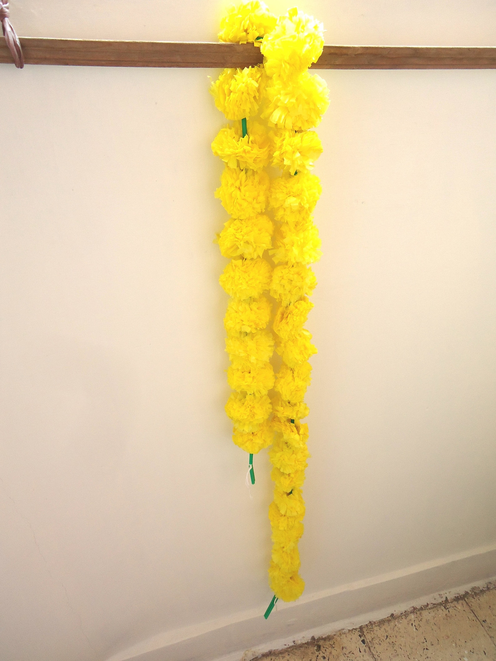 Yellow Marigold Flower Garlands 5 Ft, 9 Feet Marigold Indian Wedding ...