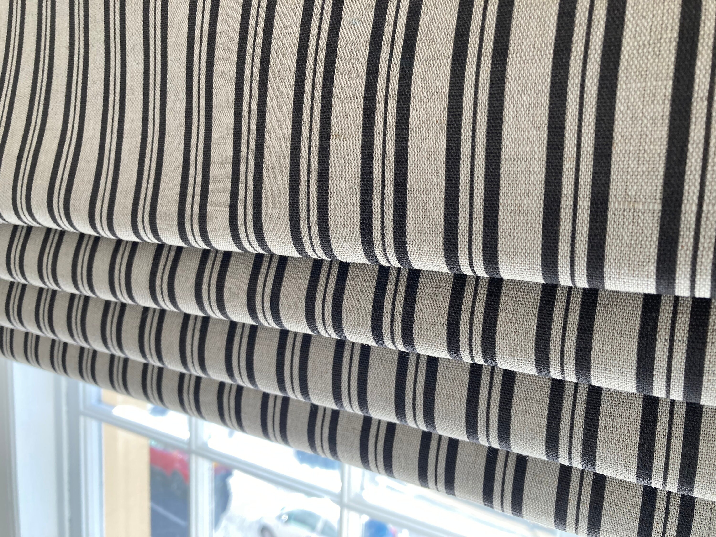 Rayure noire - Store bateau sur mesure - Tissu en lin noir et naturel ...