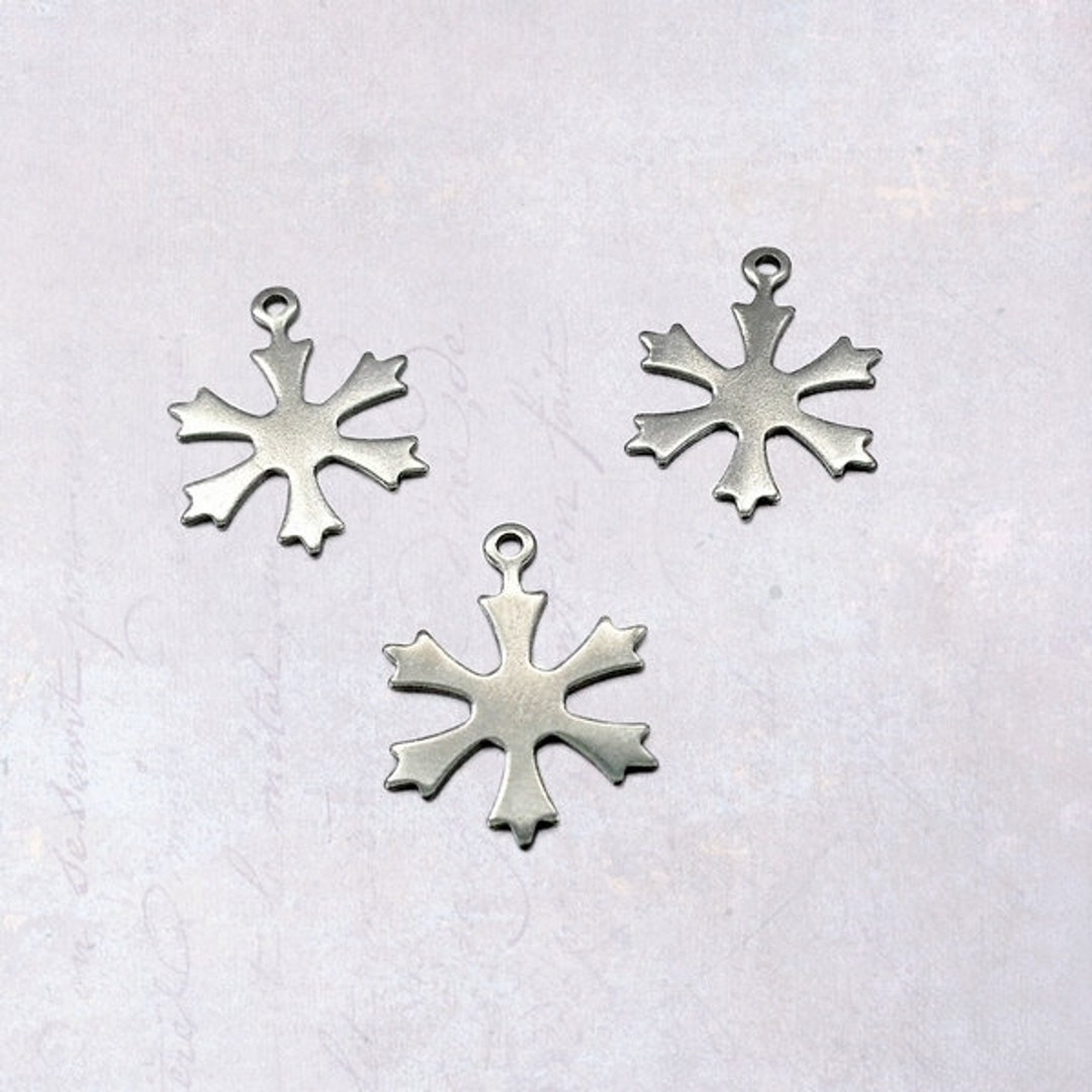 15 X Stainless Steel Snowflake or Ninja Star Shuriken Charms - Etsy