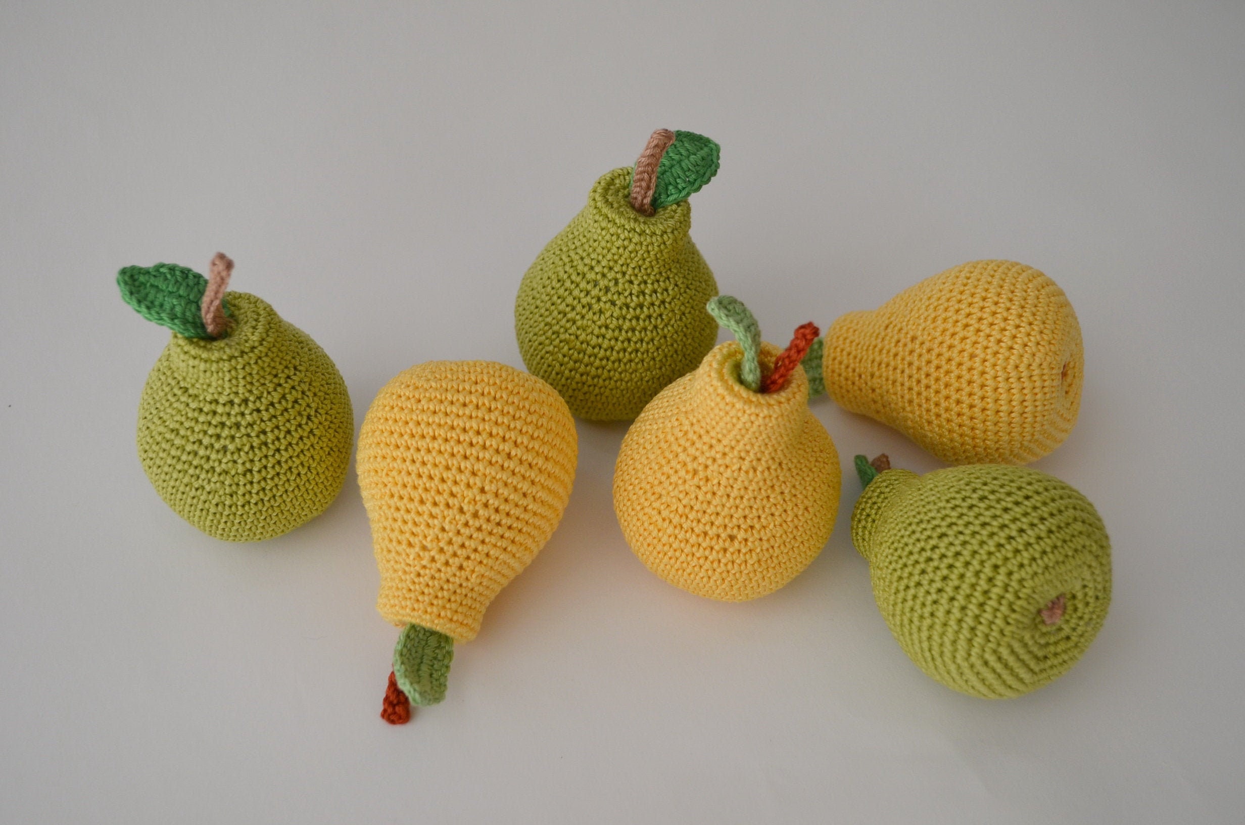 Crochet Pear, Crochet Fruits, Pretend Play, Play Food, Soft Toys ...