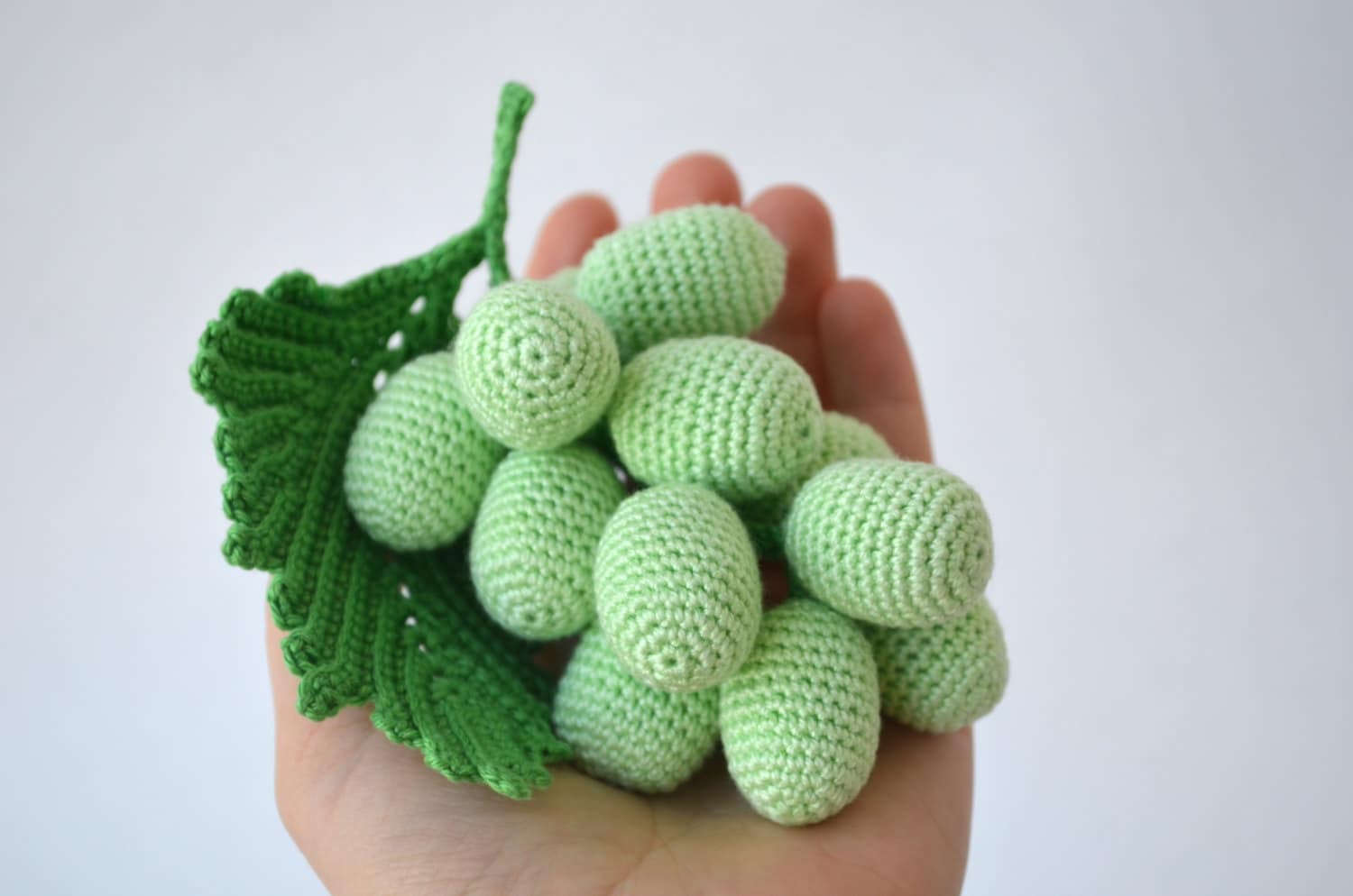 Crochet Grapes, Crocheted Fruits, Crochet Food, Play Food, Soft Toys ...