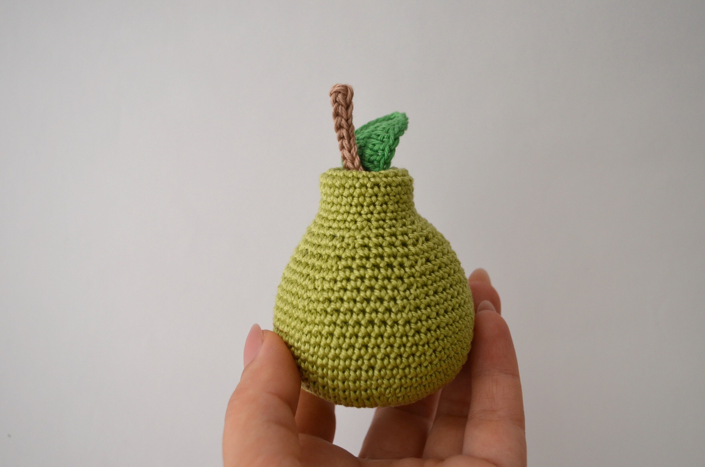 Crochet Pear, Crochet Fruits, Pretend Play, Play Food, Soft Toys ...