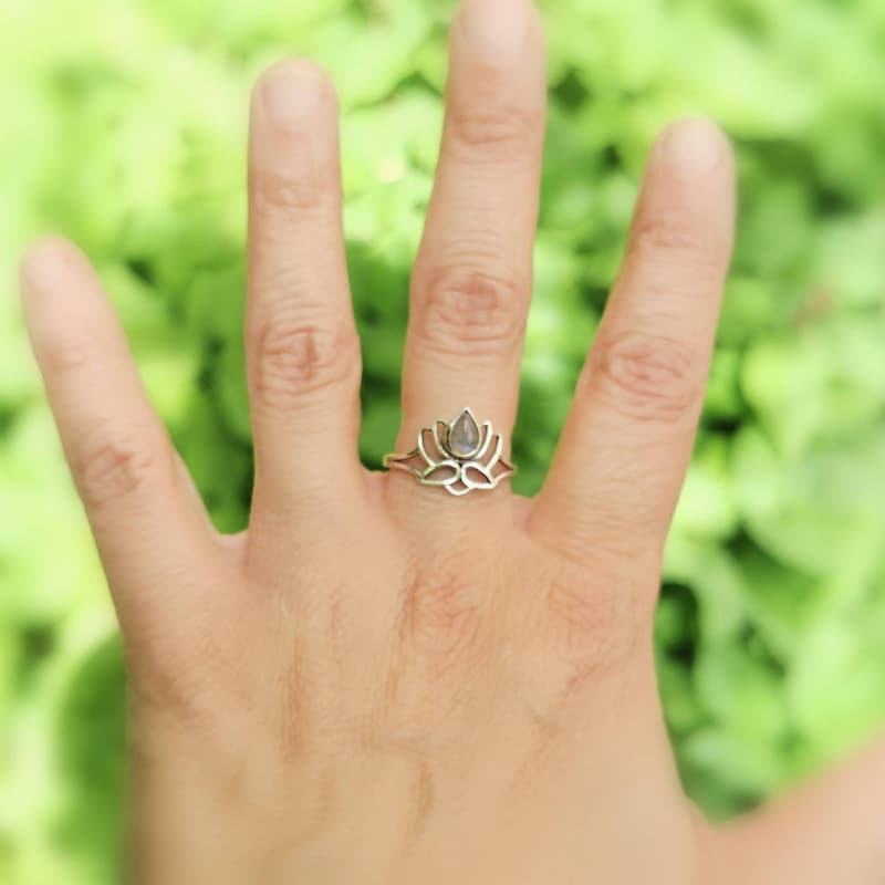 Lotus Ring - Etsy