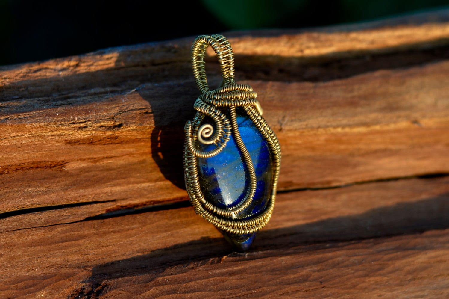 Glowing Blue Labradorite Pendant, Labradorite in Brass Weaving, Dark ...