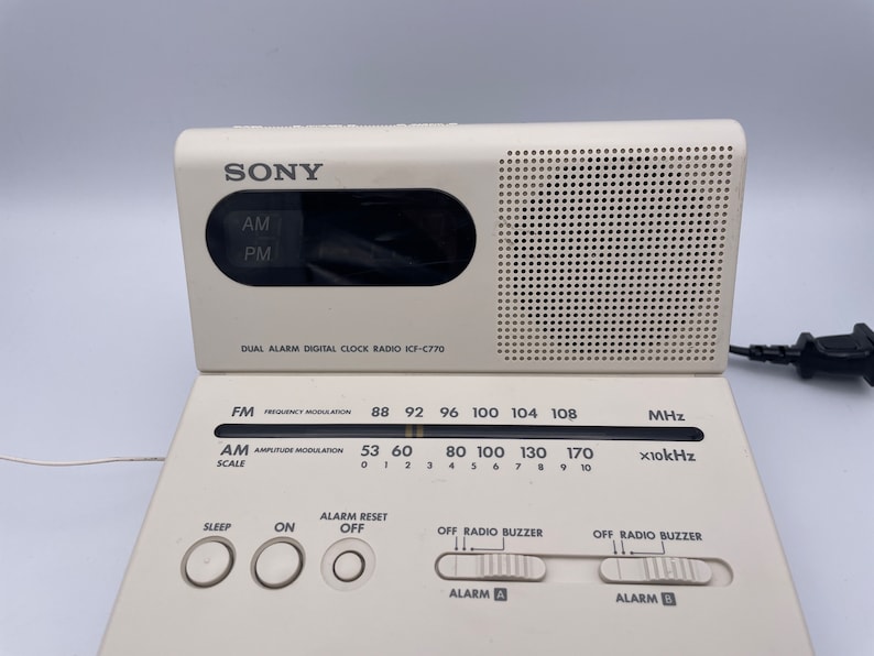 Vintage 90s Sony Dual Alarm Digital Clock Radio ICF-C770 - Etsy