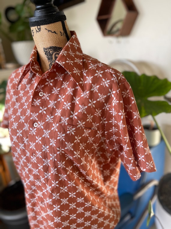 1970s vintage short sleeve dagger collar light brown … - Gem