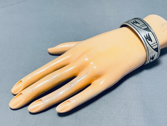 Long Wave Vintage Native American Hopi Hand Carved St… - Gem