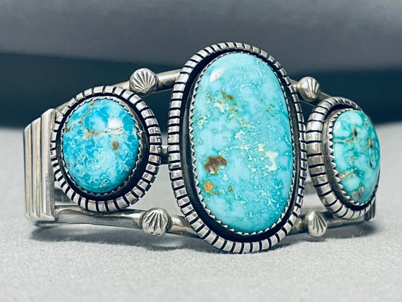 Vivid Ice Blue Vintage Native American Navajo Turquoi… - Gem