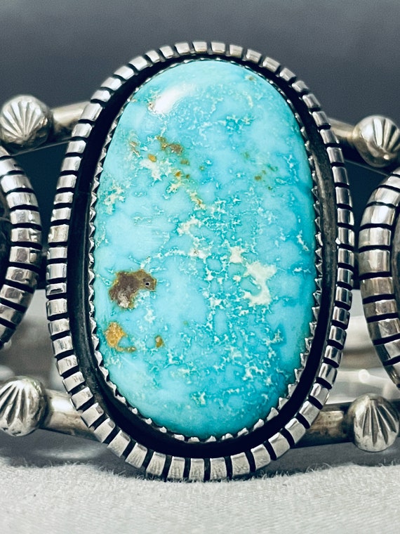 Vivid Ice Blue Vintage Native American Navajo Turquoi… - Gem