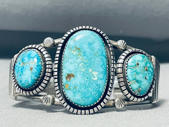 Vivid Ice Blue Vintage Native American Navajo Turquoi… - Gem