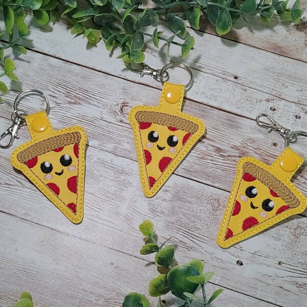Pizza Keychain - Etsy