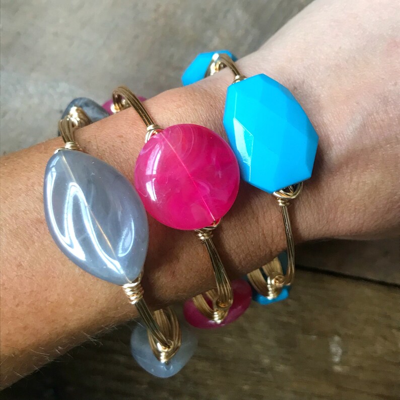 Grey Acrylic Bead Bangle, Gray Bead Bangle, Bourbon and Boweties ...