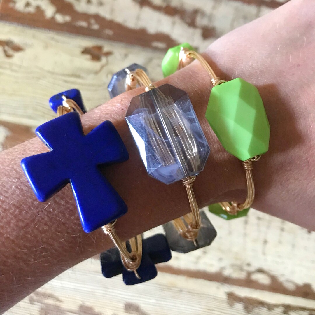 Grey Acrylic Bead Bangle, Gray Bead Bangle, Bourbon and Boweties ...