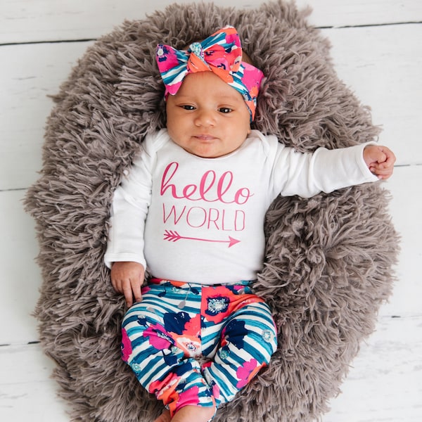 Hello World Newborn Outfit Girl - Etsy