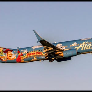 Alaska Airlines Pixar Pier Colors N537AS 10" X 20 Color Photograph ...