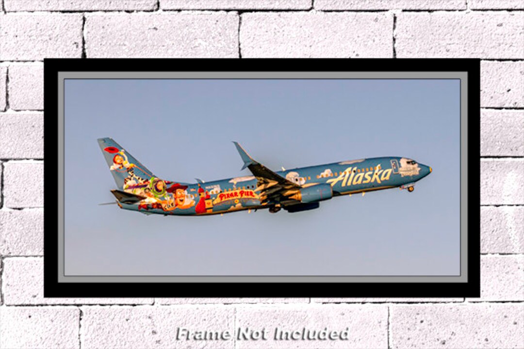 Alaska Airlines Pixar Pier Colors N537AS 10" X 20 Color Photograph ...