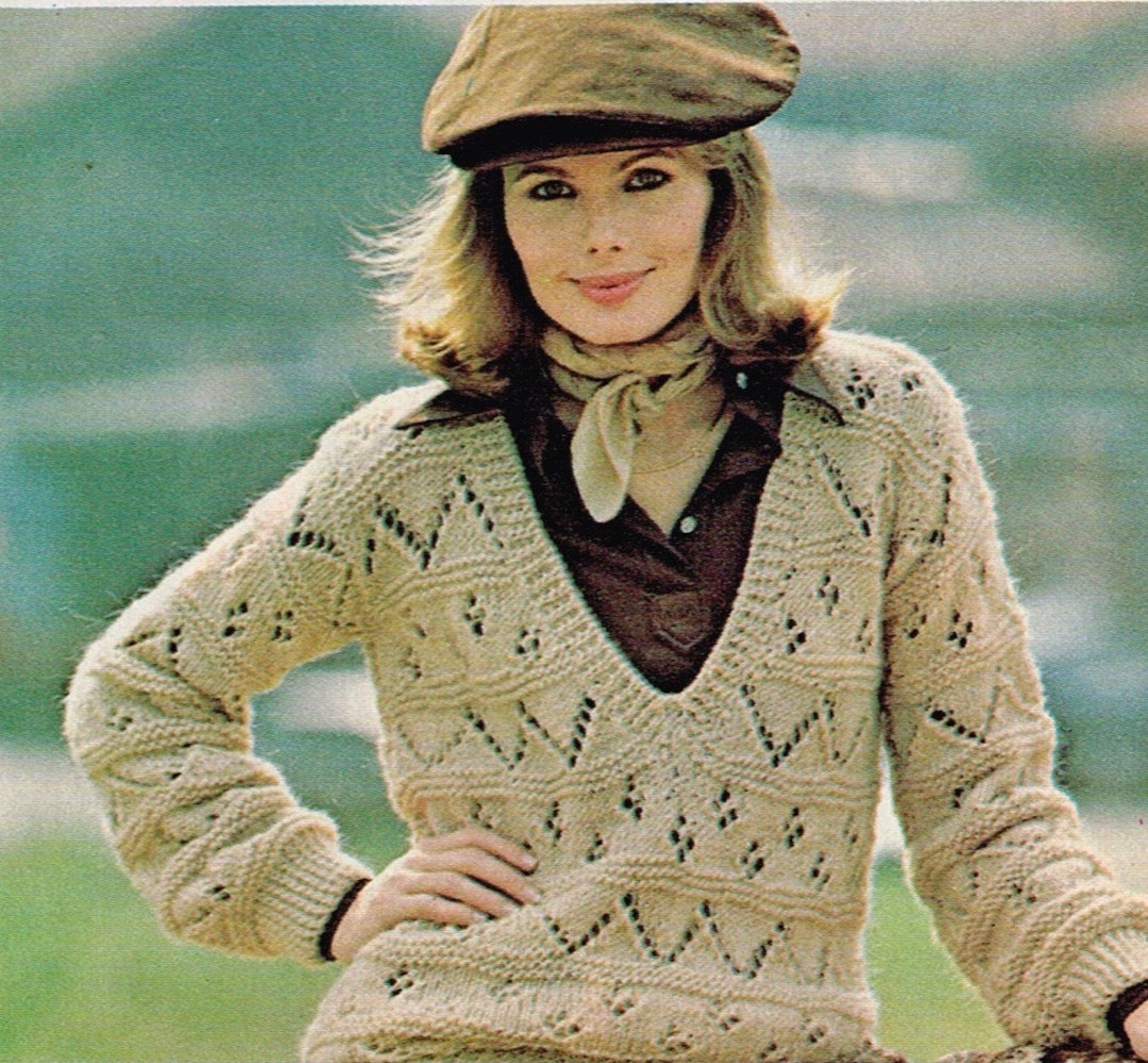 Vintage 1970's Women's Knitting Pattern Ladies V-neck Eyelet Sweater ...