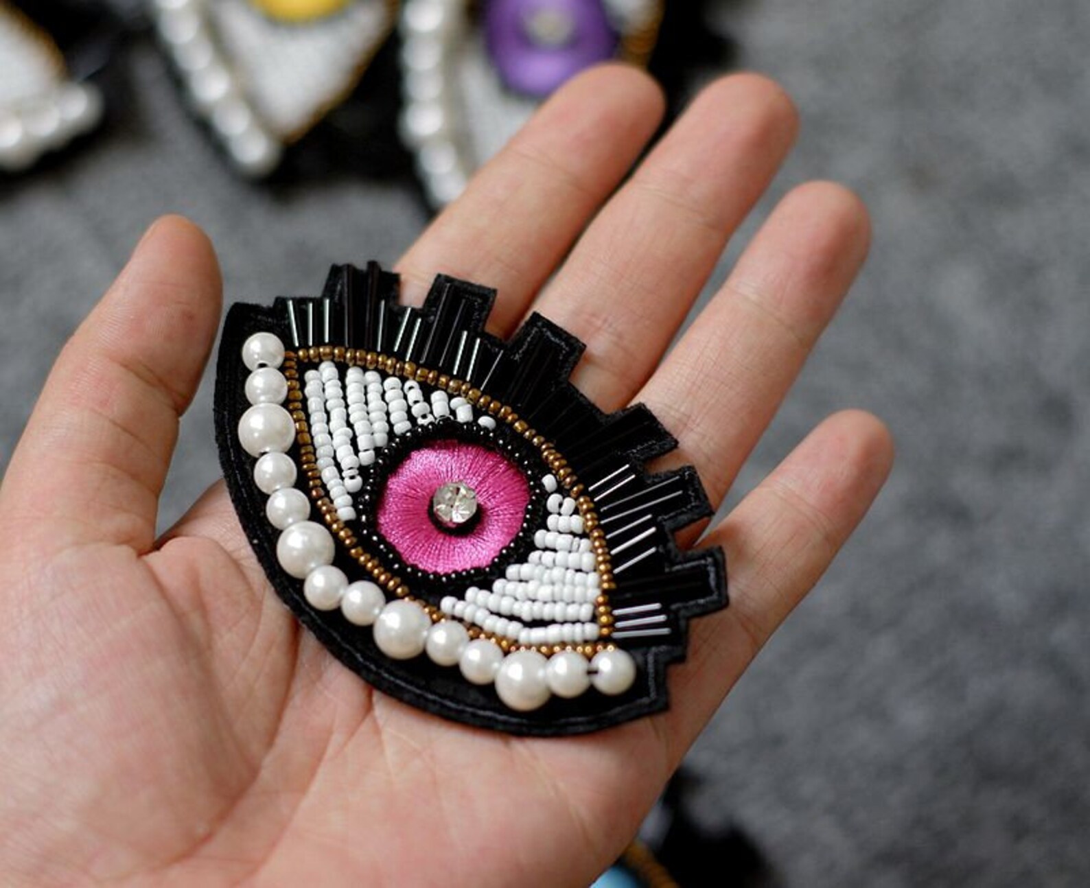 A Pair of Eye Embroidery Beaded Sequined Applique Patch,diamond Eyes ...