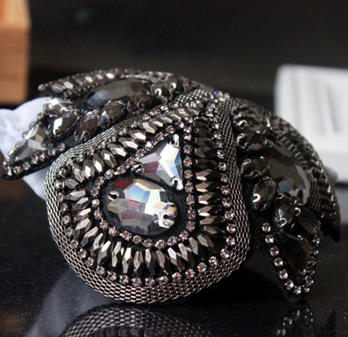 A Pair of Diamond Tassels Epaulet,handmade Shoulder Pad,beading Crystal ...