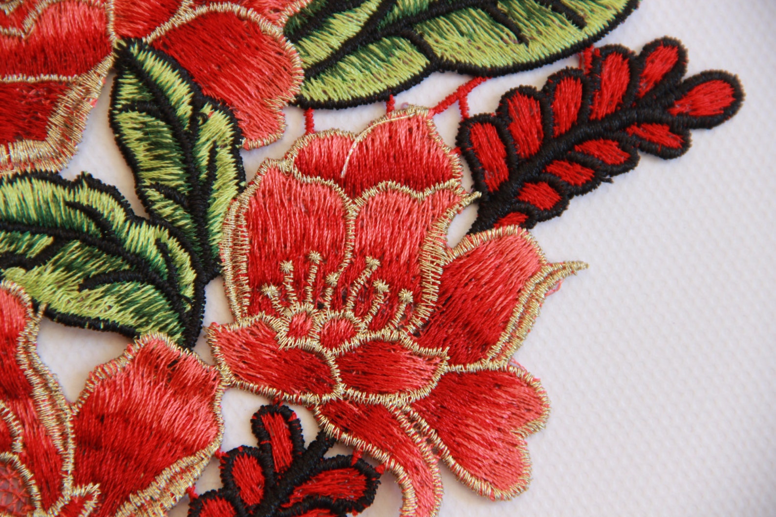 Delicate Embroidered Red Floral Applique Patchvintage Floral - Etsy