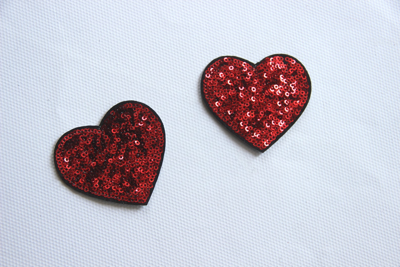 A Pair of Gold or Red Heart Sequined Applique Patchsequins | Etsy
