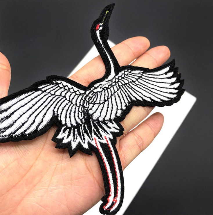 A Pair of Embroidered Flying Cranes Iron on Applique - Etsy