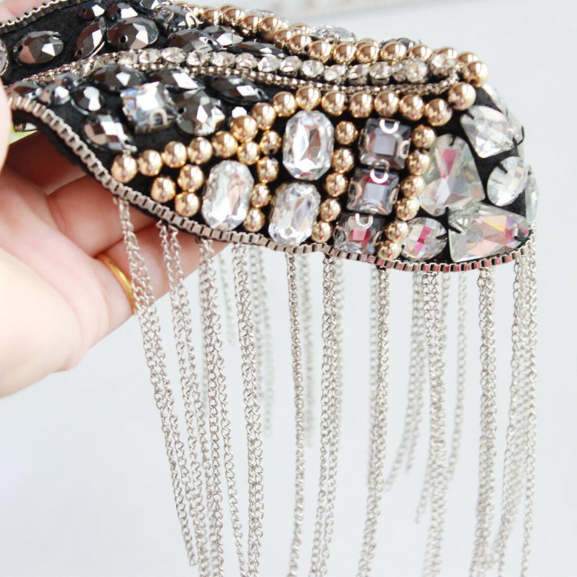 A Pair of Crystal Long Tassels Epaulet,handmade Shoulder Pad,gold Studs ...