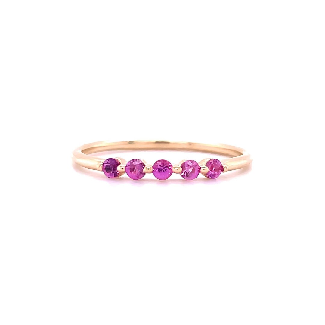 5 Floating Fuchsia Pink Sapphire Band . Natural Fuchsia Pink Sapphires ...