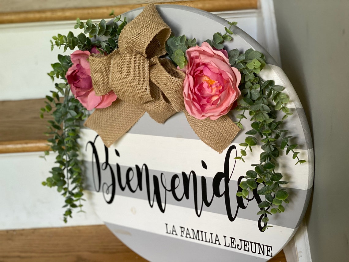 Welcome Door Sign Spanish Circle Welcome Sign Personalized | Etsy