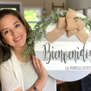 Welcome Door Sign Spanish Circle Welcome Sign Personalized | Etsy