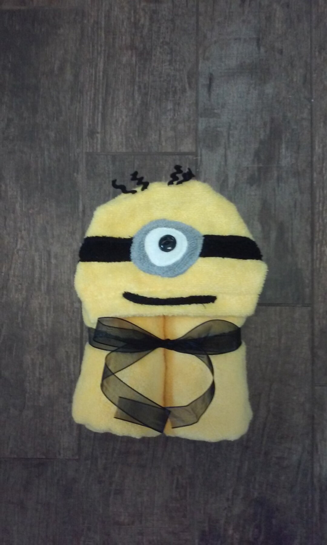 Minion Look-a-like Hooded Towel Embroidering Option - Etsy