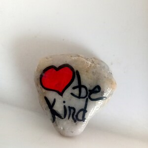 Be Kind Motivational Quote on Stone, White Hand Painted Beach Rock ...