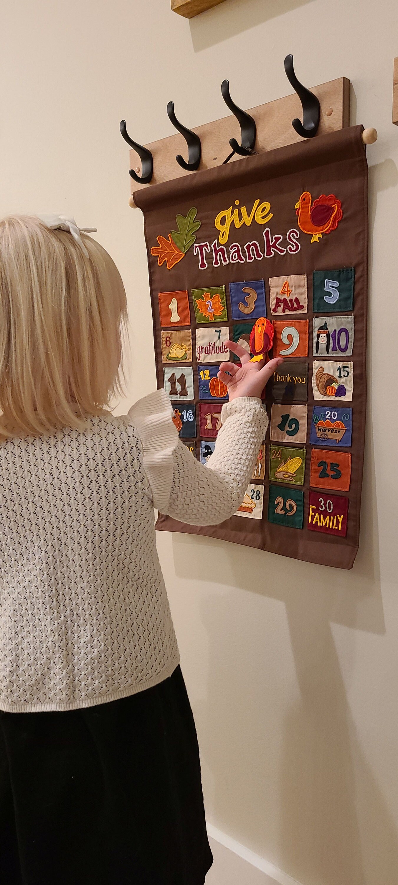 Thanksgiving Countdown "give Thanks" Gratitude Advent Calendar Wall ...