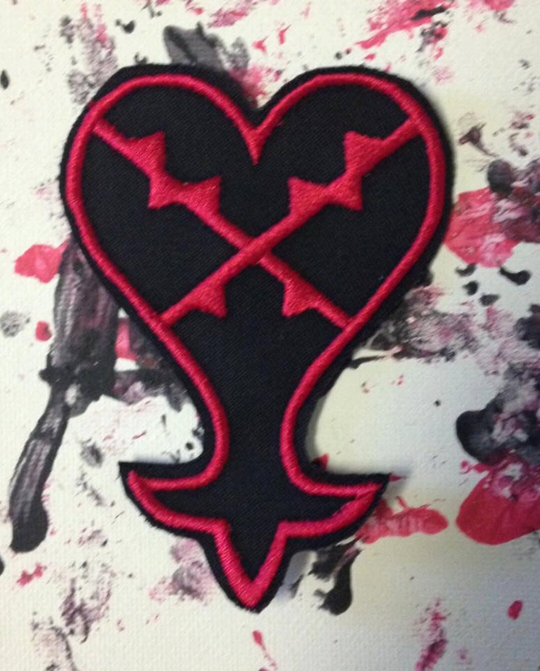 Heartless Symbol Wallpaper