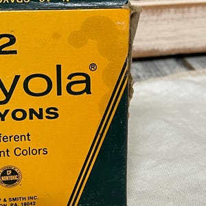 Vintage Crayon Box/ Crayons/ Crayola/ Cardboard Box/ Advertising/ Art ...
