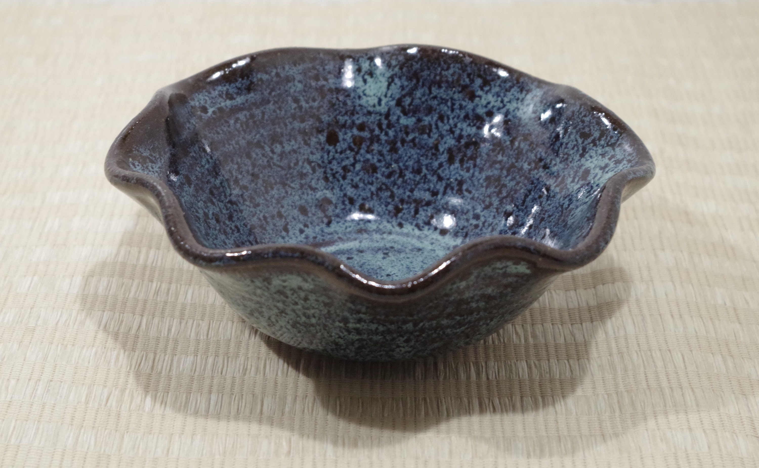 Bowls Home & Living Kitchen & Dining Vintage Pottery Bowl ~ Ruffled Rim ...