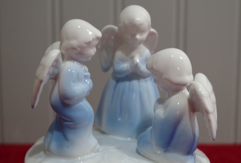 Vintage Praying Angels Music Box Made in Japan Praying - Etsy