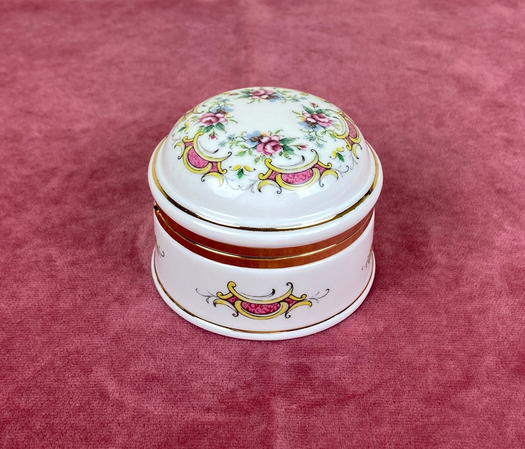 Vintage Musical Trinket Box Porcelain Music Trinket Box Lidded Round ...