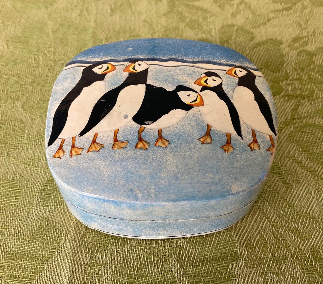 Vintage Penguin Trinket Box ~ Lacquered Hand Painted Trinket Box With ...