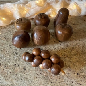 Vintage Solid Wooden Fruit ~ 7 Pieces of Wooden Fruit ~ Mid Century ...