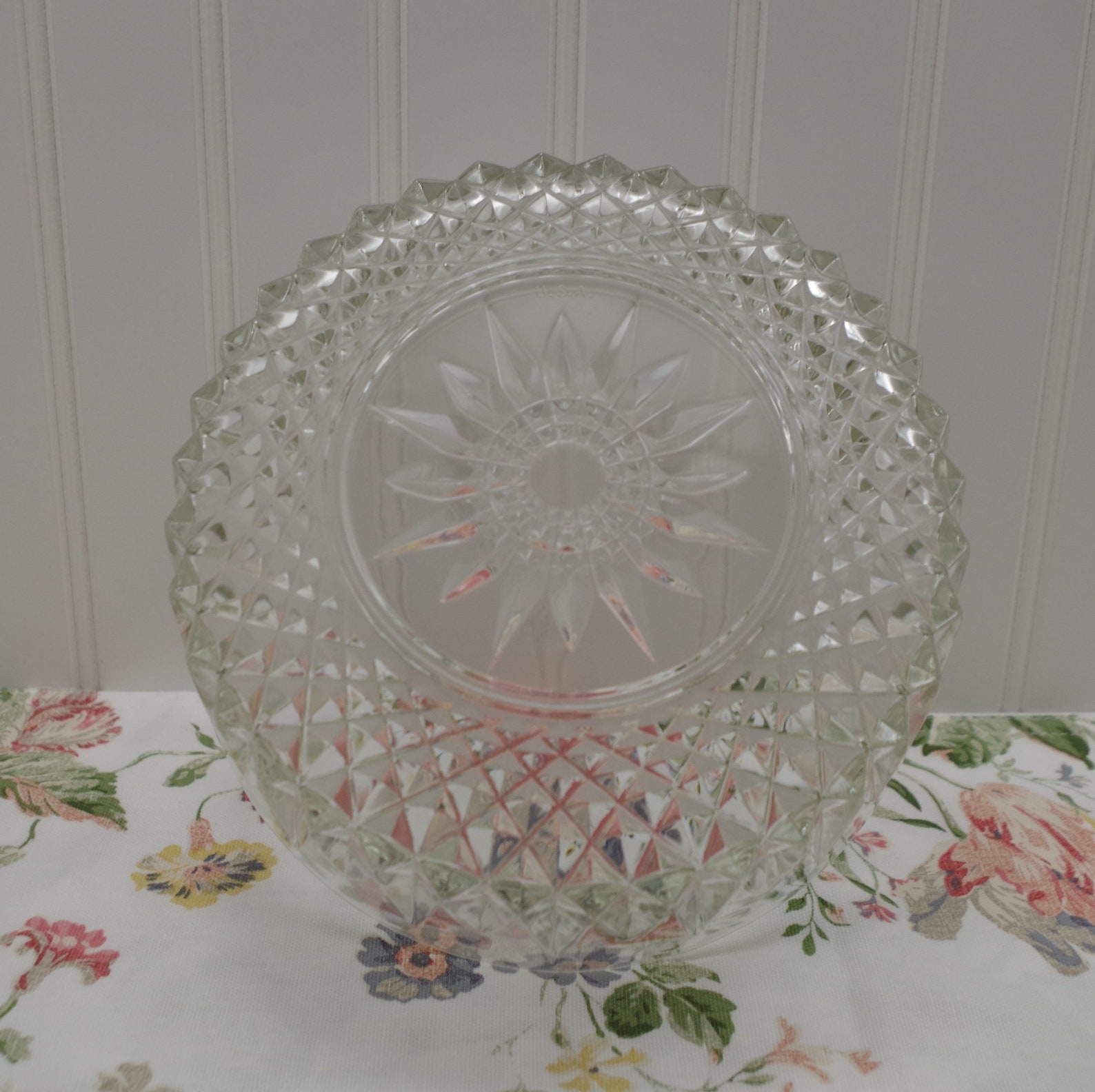 Vintage Arcoroc Bowl ~ Cut Diamond Pattern ~ Cut Glass Starburst ...