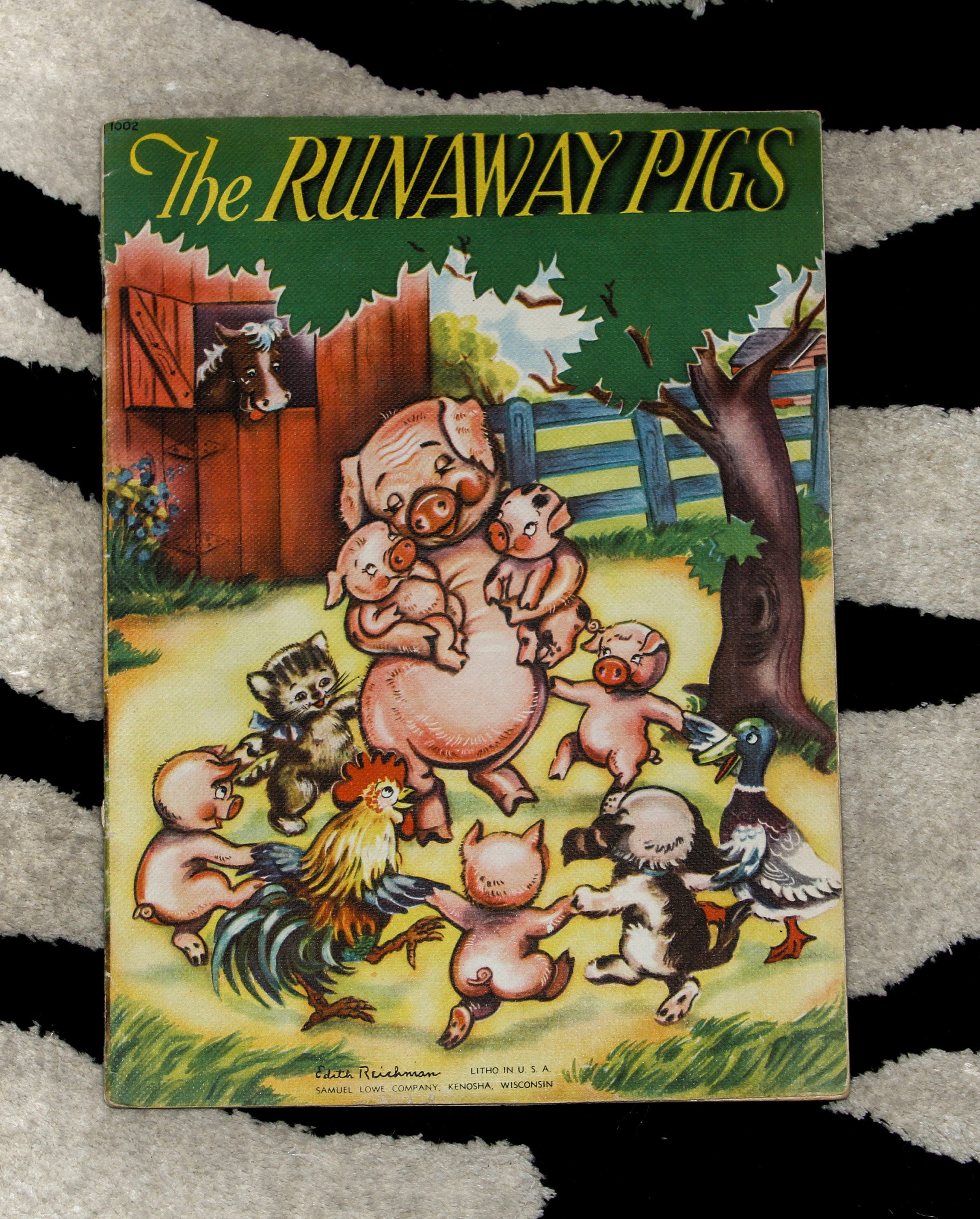Runaway Pigs Childrens Story Book 1940s Samuel Lowe Edith - Etsy UK