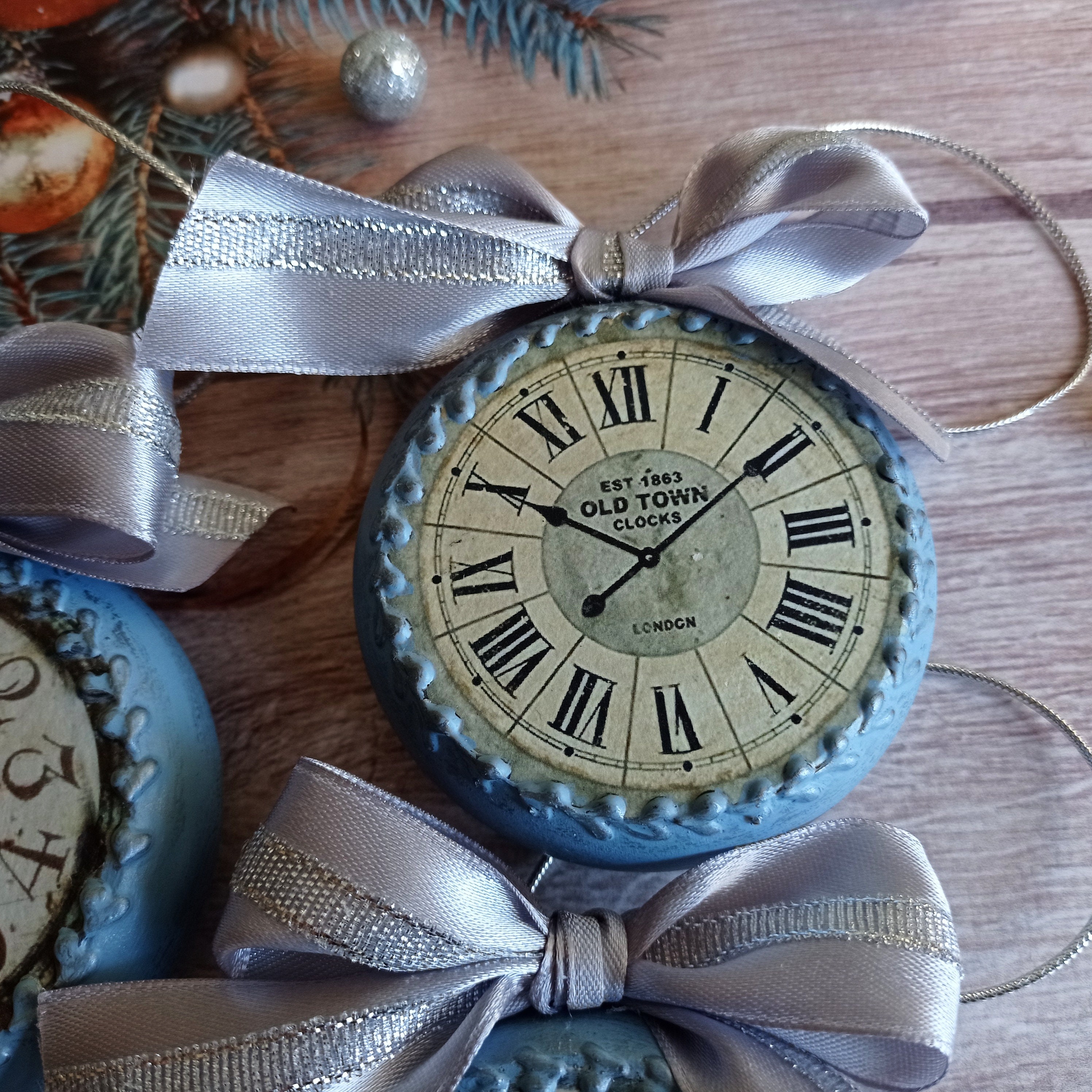 Retro Christmas Ornaments Clock Round Form in Vintage Styles - Etsy