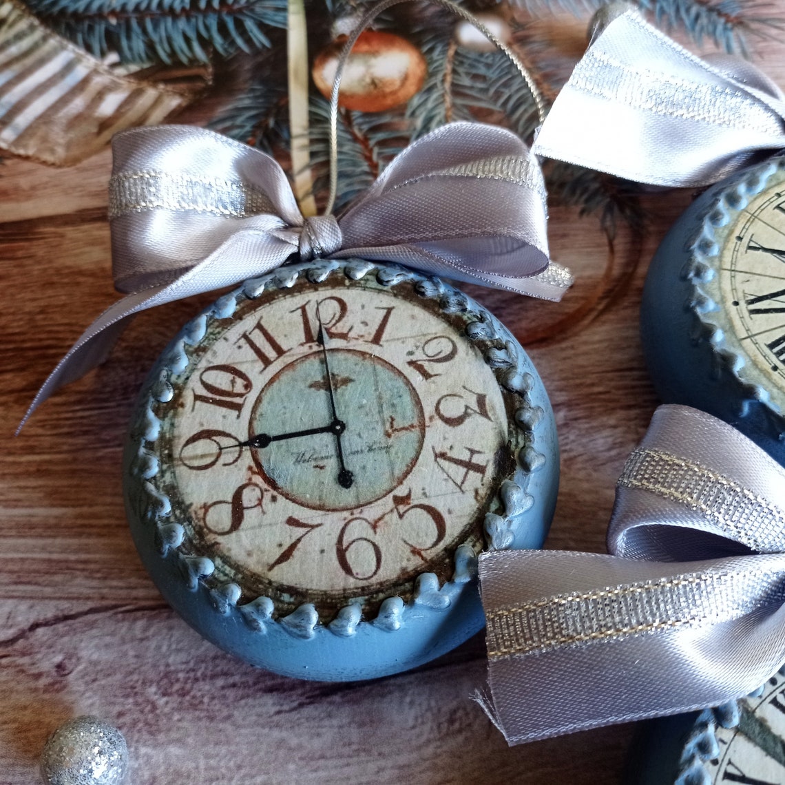 Retro Christmas Ornaments Clock Round Form in Vintage Styles - Etsy