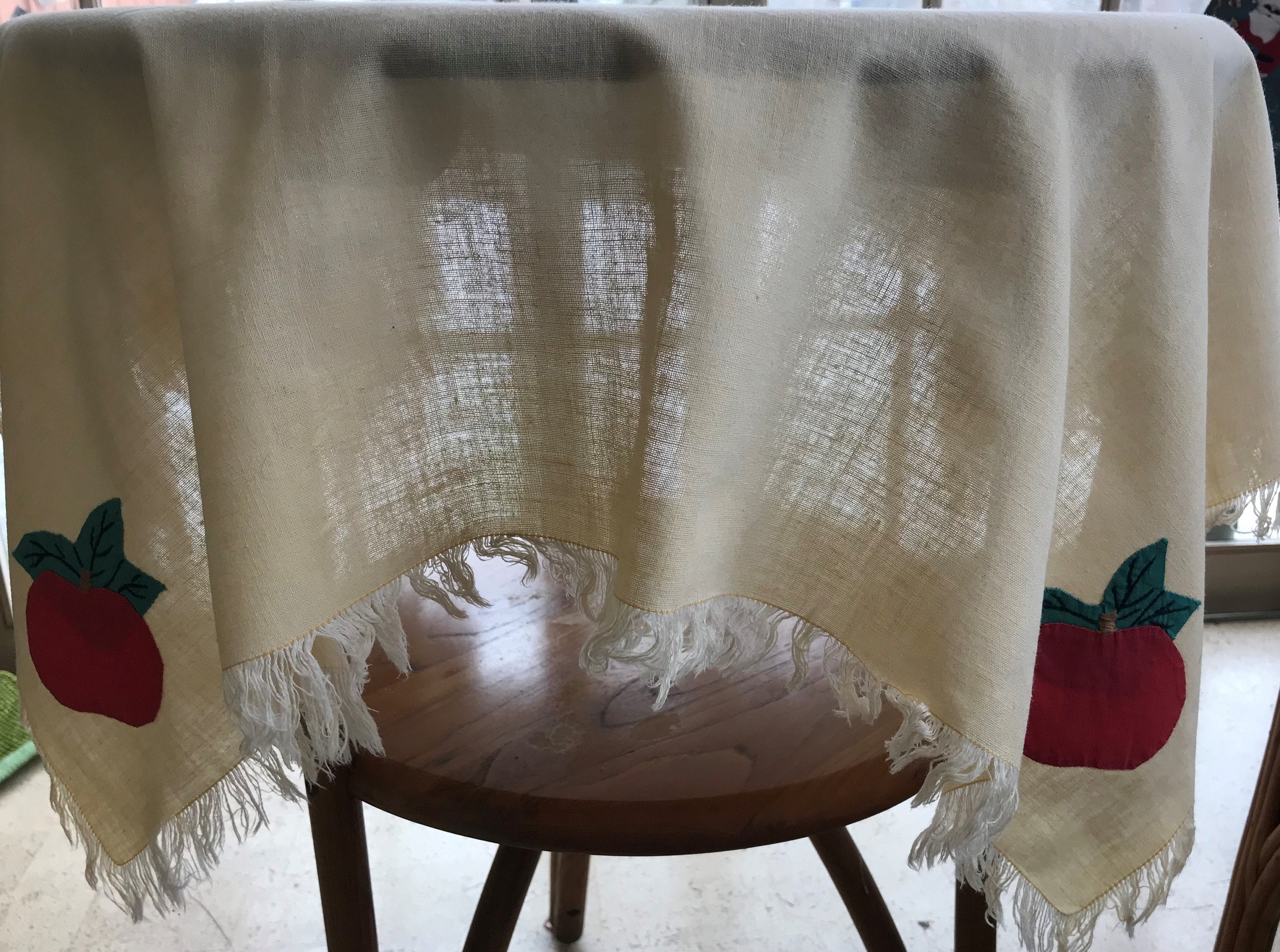 Vintage Appliqued Apple Tablecloth - Etsy UK
