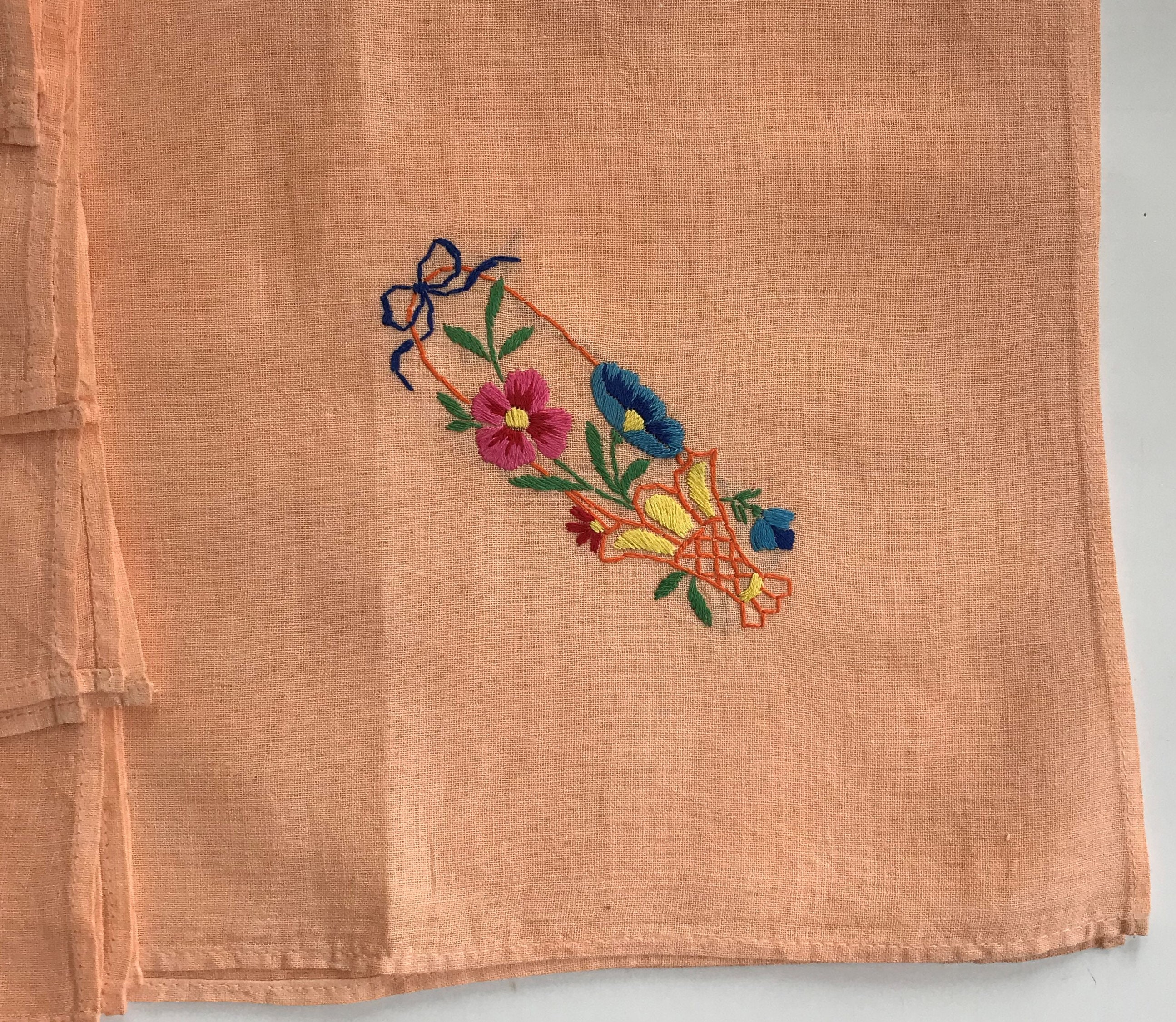 Vintage Embroidered Salmon Colored Tablecloth and Napkins - Etsy